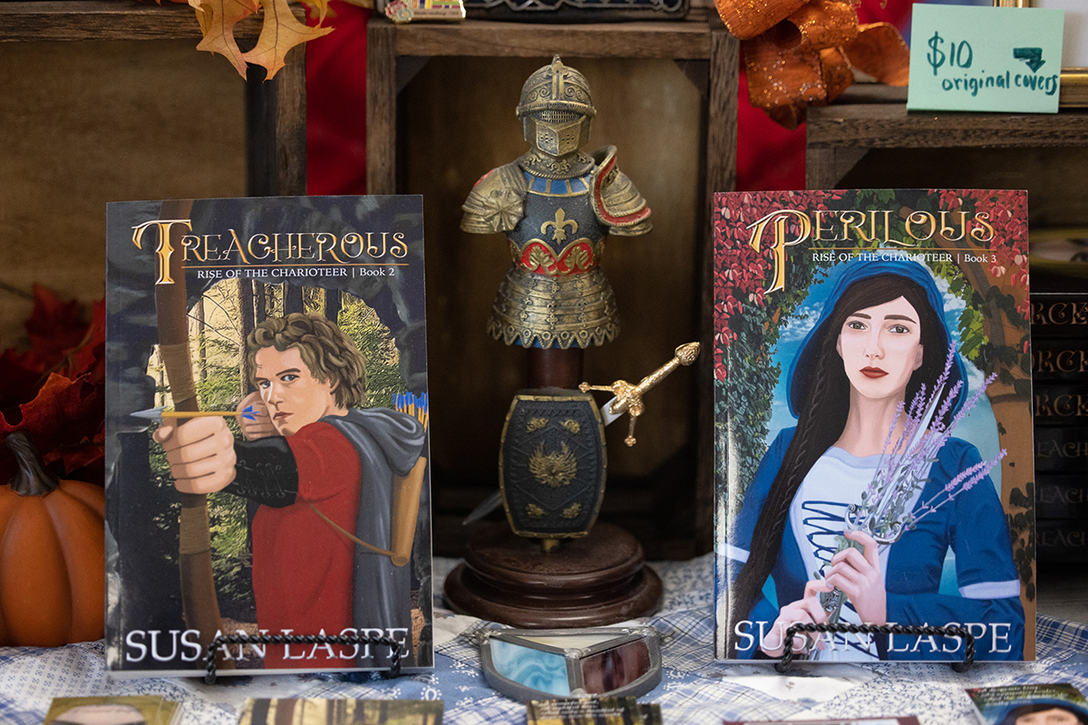 Catholic writers find encouragement, support for one another in giving ...