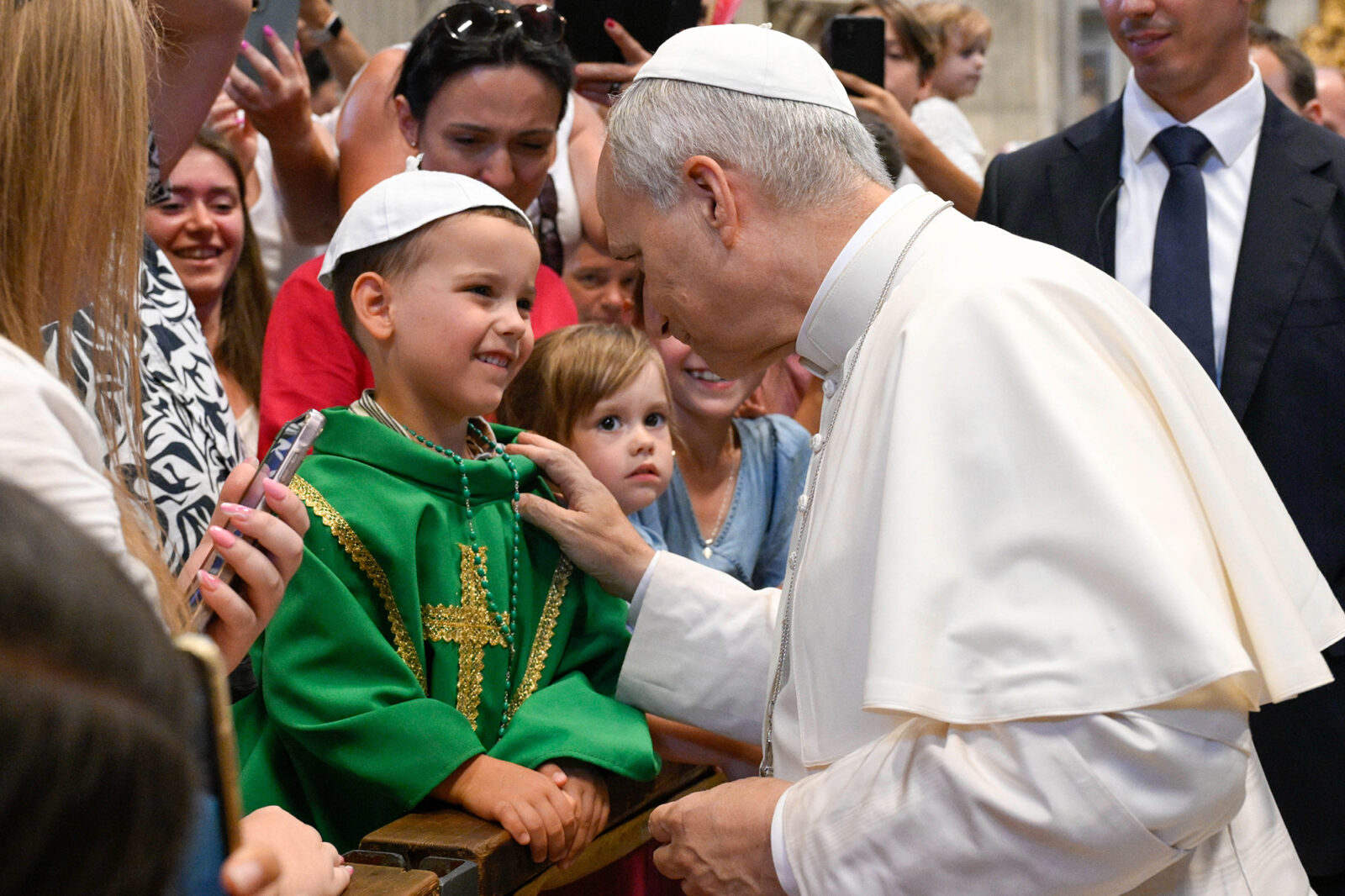 POPE’S MESSAGE | Christ’s love is stronger than hatred - St. Louis Review